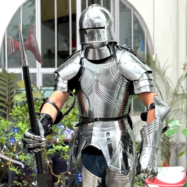 Ravenlord Gothic Armor Ensemble – Epic Full-plate Dark Knight Outfit ...