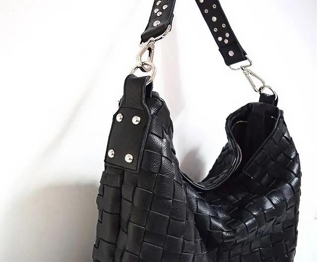 Beth Dutton Purse, Black Leather Hobo Bag, Woven Leather Purse, Black ...