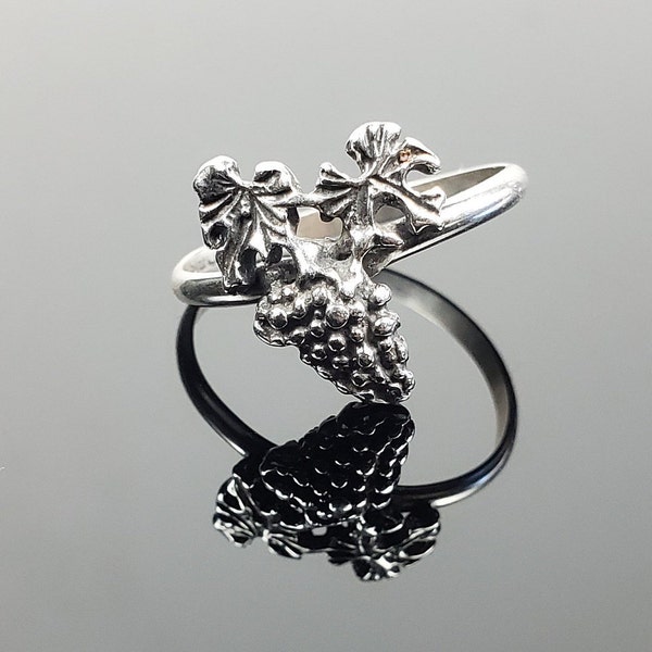 Grape Ring - Etsy