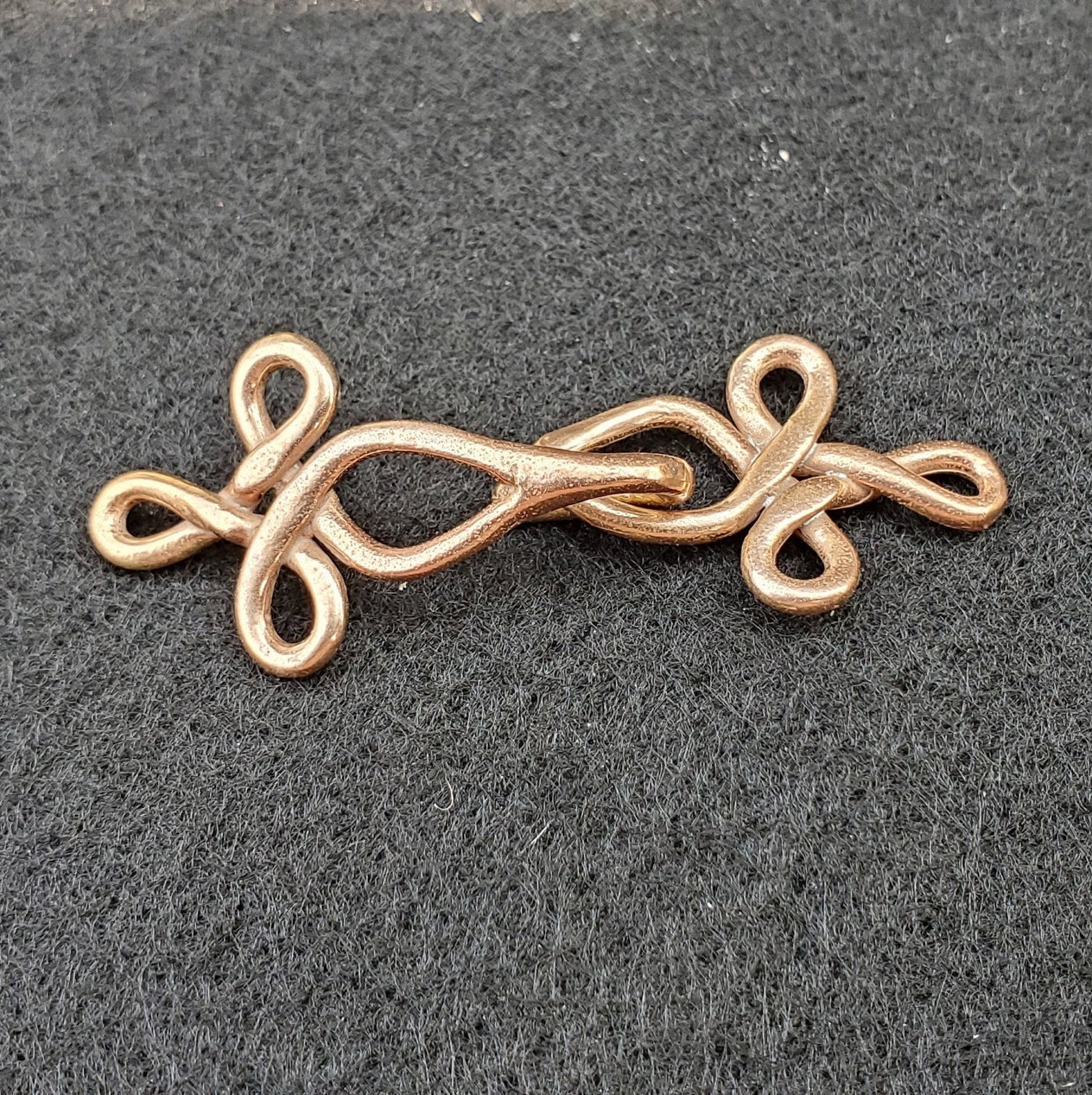 Bronze Celtic Knot Cloak Clasp - Etsy