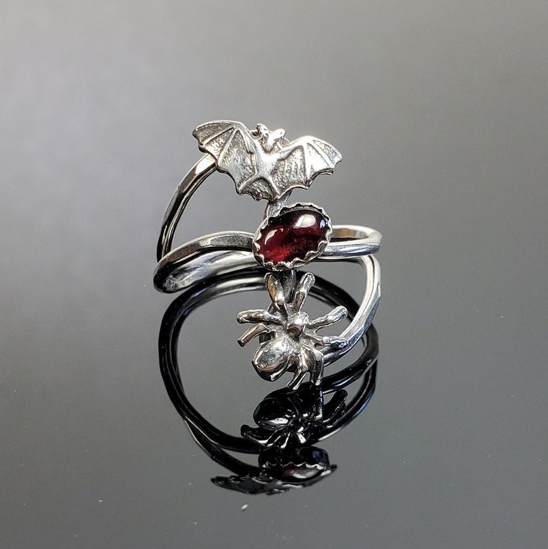 Sterling Silver Bat Spider and Oval Garnet Ring - Etsy