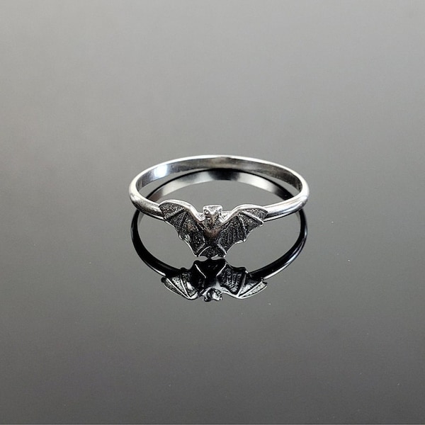 Bat Ring - Etsy