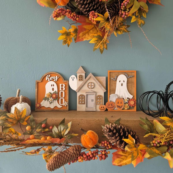 Wood Haunted House Shelf - Etsy UK