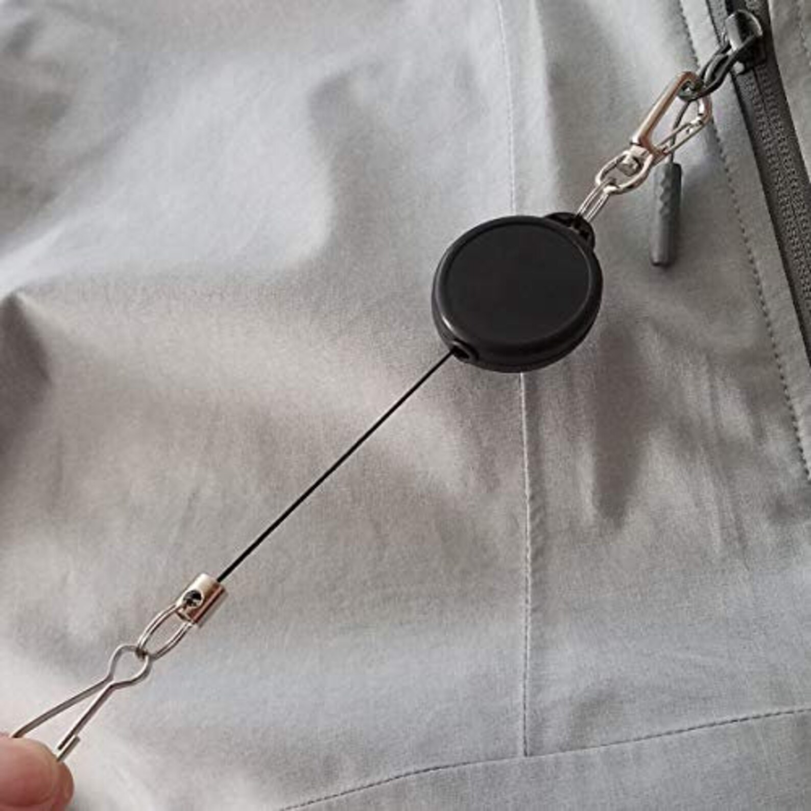 5 -retractable Ski Pass Holder - Heavy Duty Seasons Badge Reel - Free ...