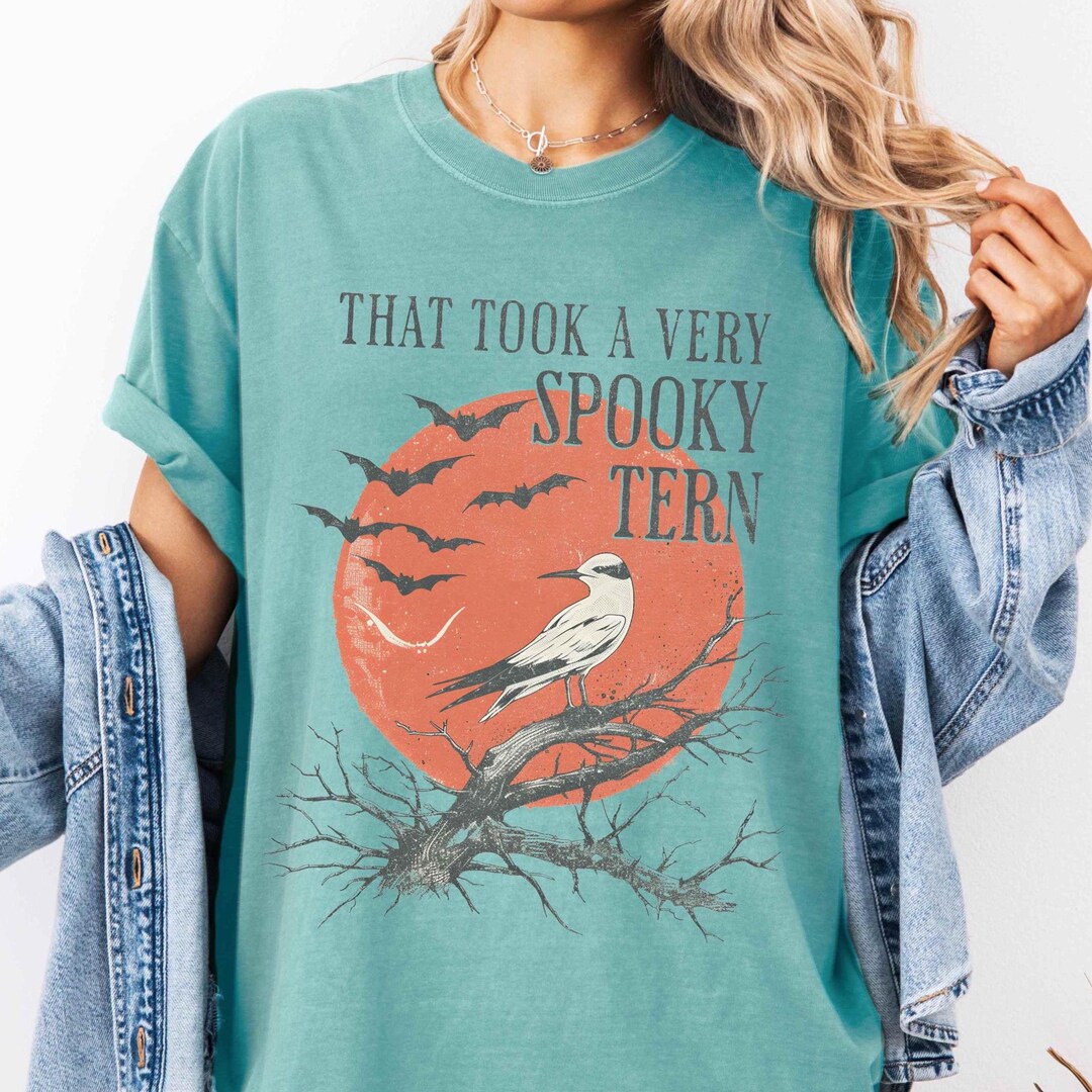 Funny Bird Pun Shirt, Spooky Season, Halloween Tern Bat T-shirt, Fall ...