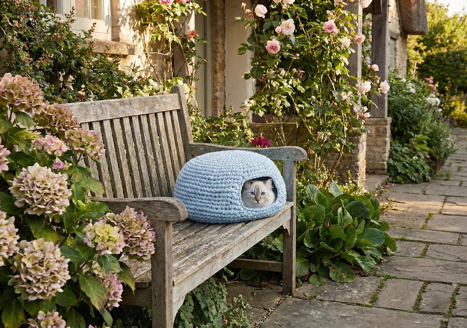Crochet Cat Cave Pattern : Chunky Yarn Pet Modern Caty House Striped ...