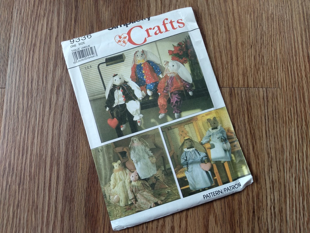Decorative 24 Bunny and Cat Doll and Clothes Sewing Pattern Simplicity ...