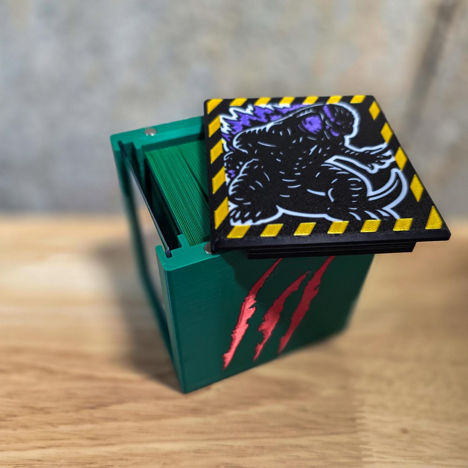 Godzilla Etali Kaiju Magnetic MTG Commander Deck Box |spellkeeper| 3D ...