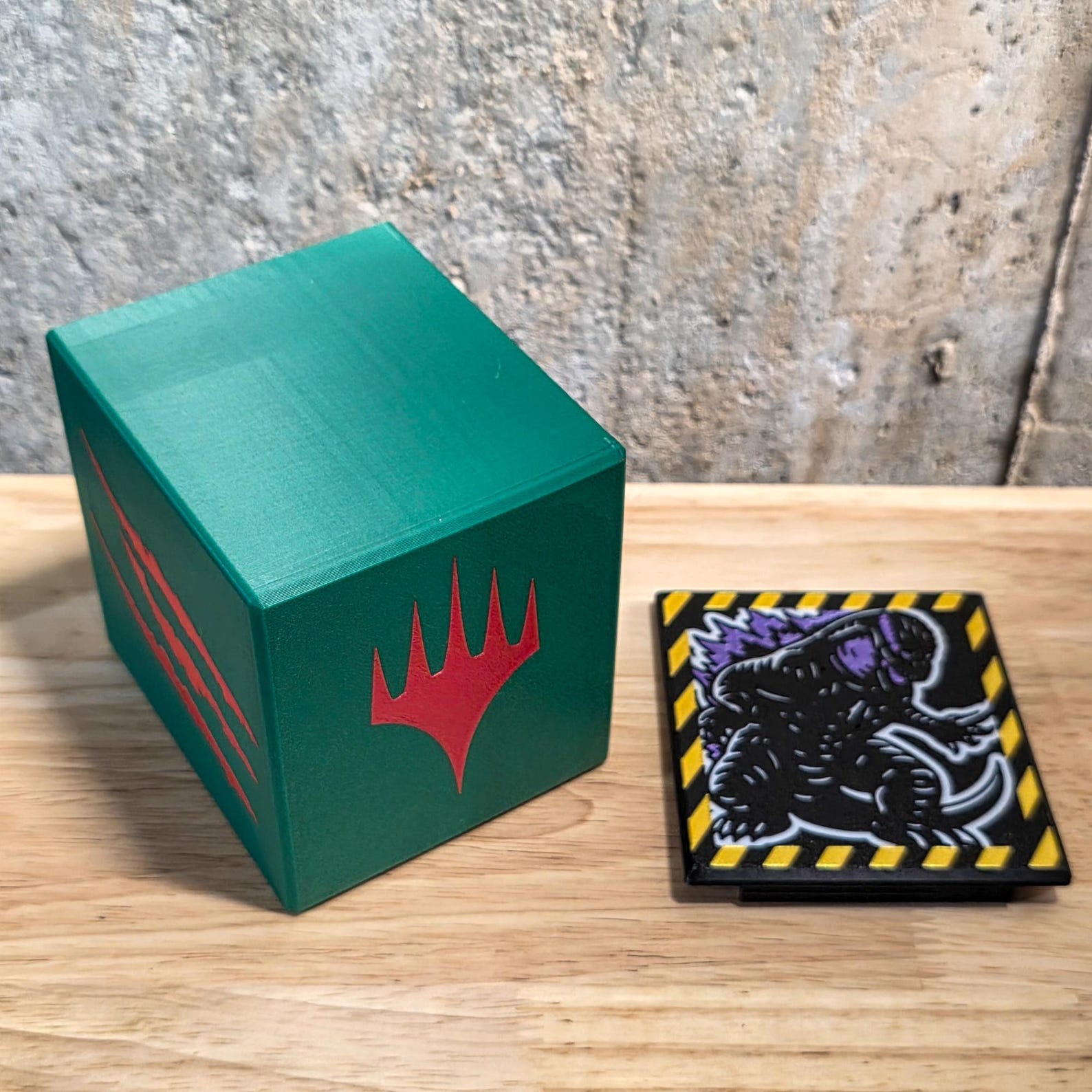 Godzilla Etali Kaiju Magnetic MTG Commander Deck Box |spellkeeper| 3D ...