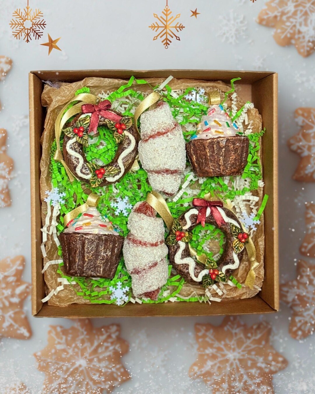 Set of 6 Handmade Papier-mâché Christmas Ornaments – Cupcakes ...
