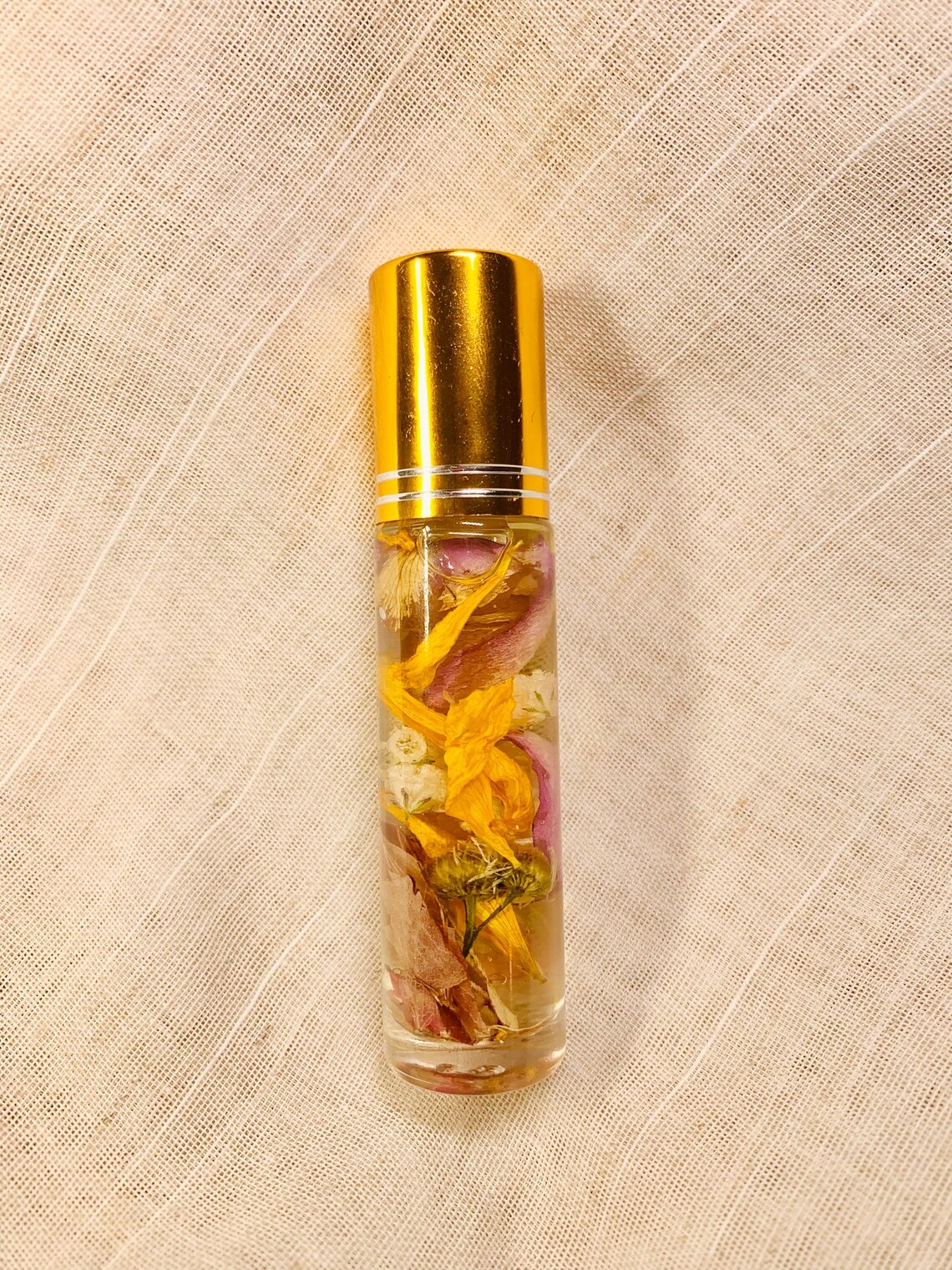 Botanicle Roll on Lip Body Oil, Botanicle Lip Body Oil, Roll on Lip ...