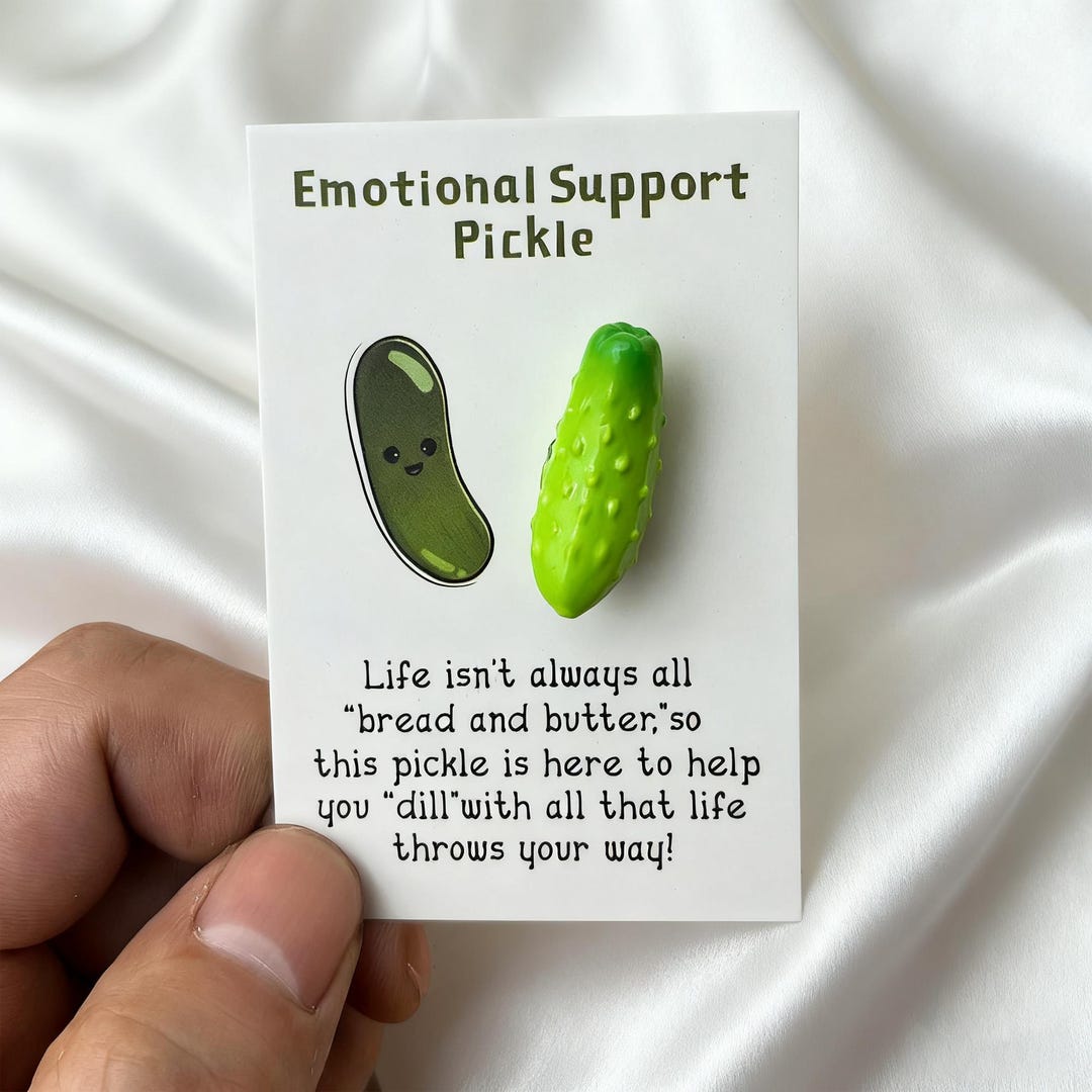 Cute Cucumber Pocket Hug Greeting Card, Creative Vegetable Resin Mini ...