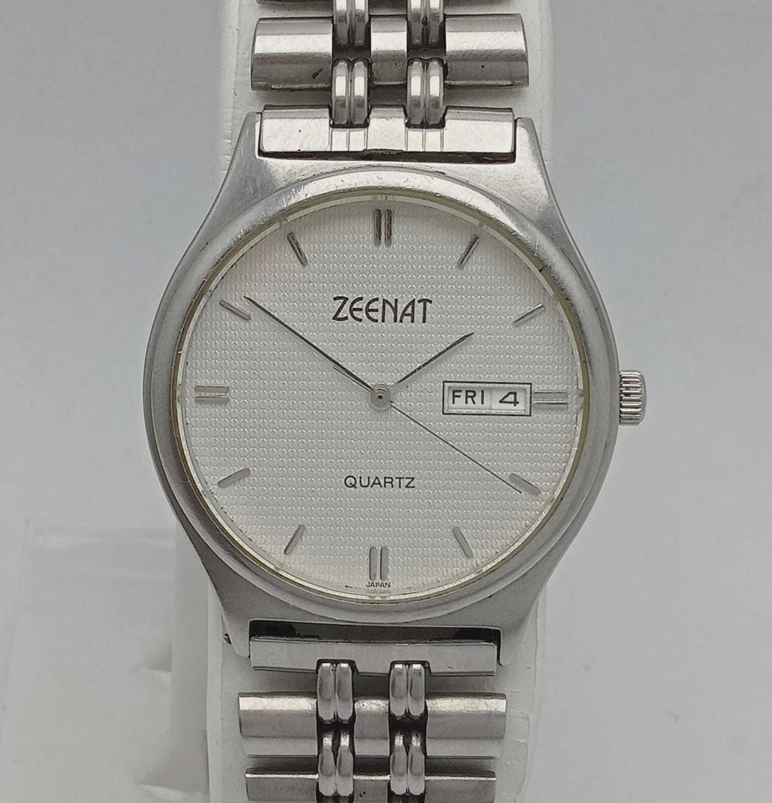 Zeenat Bonito Quartz K-6001 Day/date Vintage Men’s Watch - Etsy