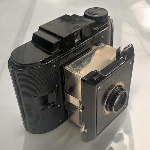 Vintage Camera - Vintage 1940's Ansco Clipper Telescopic Camera in ...