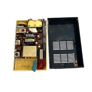 Transistor Radio Vintage Robin Six Transistor Radio Vintage Radio - Etsy
