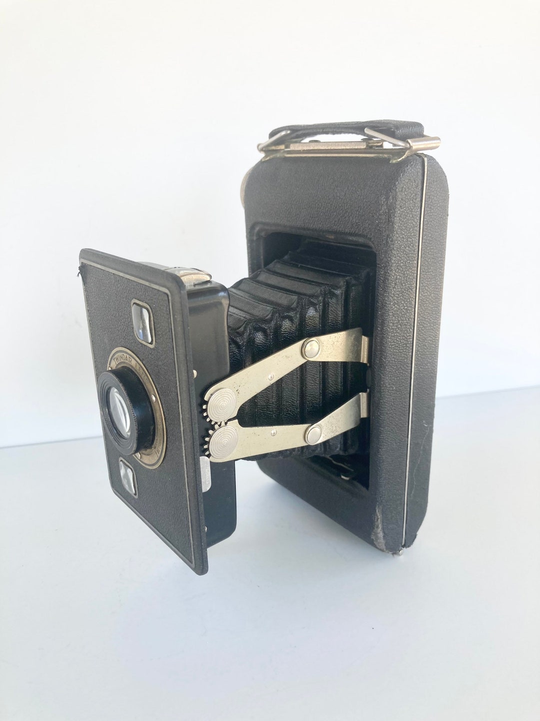 Vintage Camera - Kodak Jiffy Six-20 Camera - See All of Our Vintage ...