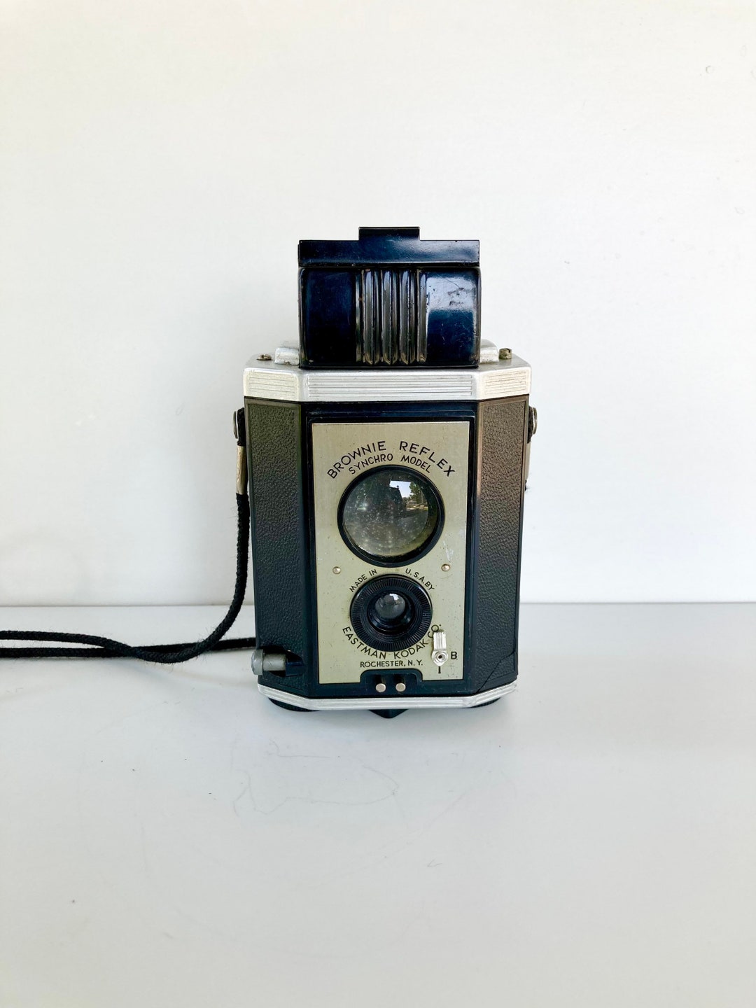 Vintage Film Camera Kodak Dual Lens Brownie Reflex Synchro Camera - New ...