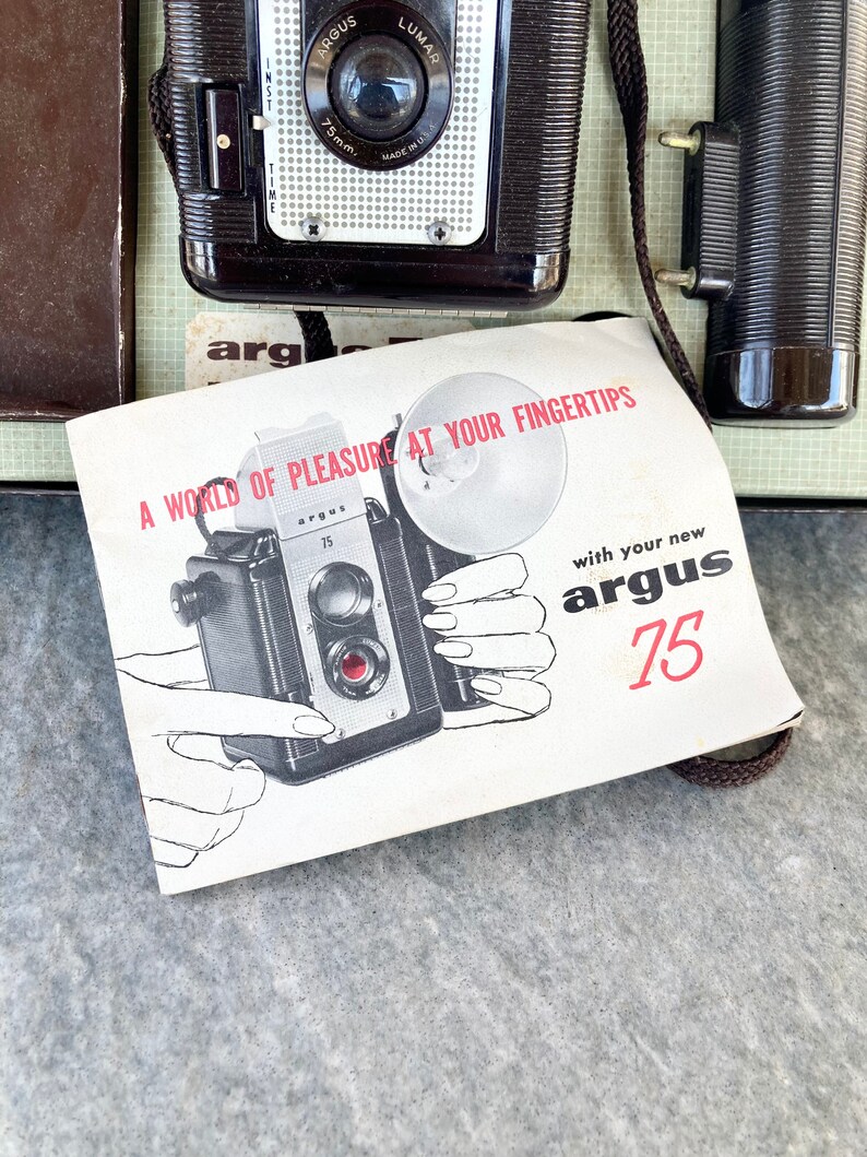 Vintage Twin Lens Reflex Film Camera Argus 75 Camera Outfit | Etsy