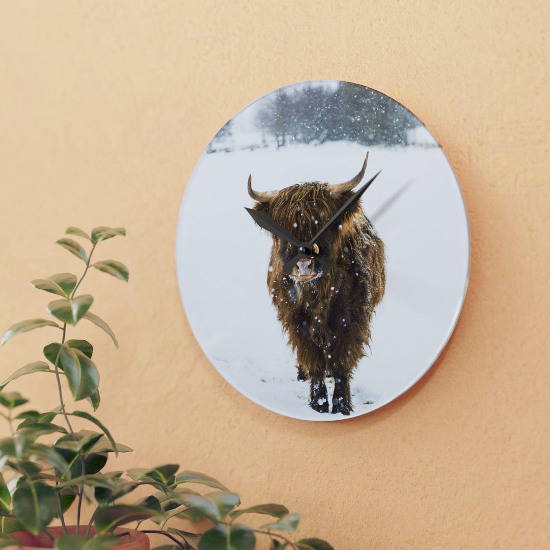 Highland Cow Wall Clock, Rustic Farmhouse Decor, Stylish Timepiece - Etsy