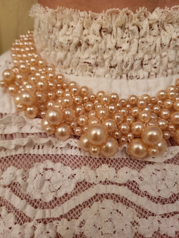 Vintage Ruffle Bubble Pearl Choker/Vintage 1950s Ruff… - Gem
