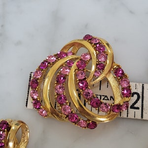 Vintage Lisner Hot Pink and Light Pink Rhinestone Brooch and Clip on ...