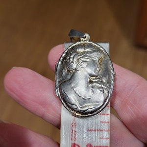 Sterling Silver Raised Cameo Picture Locket Pendant Necklace - Etsy