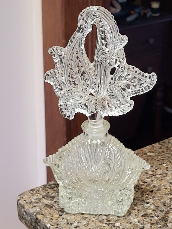 Art Deco Large Pressed Glass Lily Flower Perfume Bott… - Gem