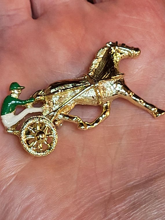 Vintage Gerrys Jockey and Horse Racing Brooch Wheel M… - Gem