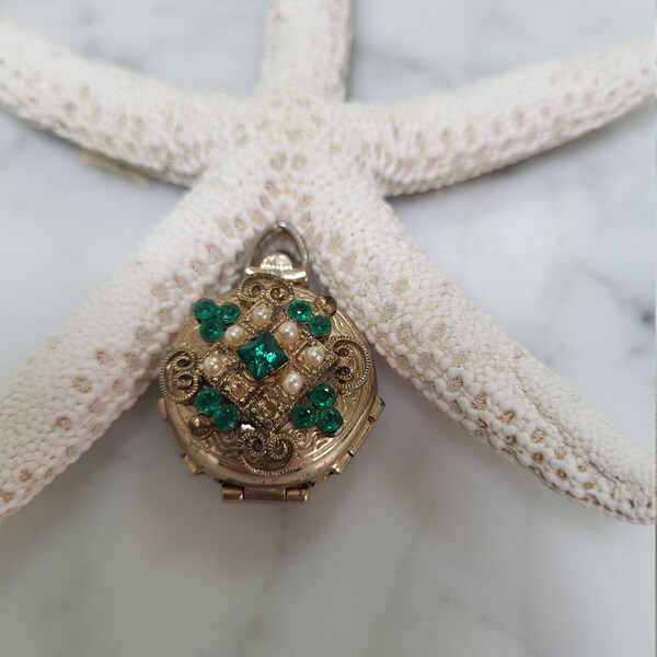 Vintage Coro Locket - Etsy