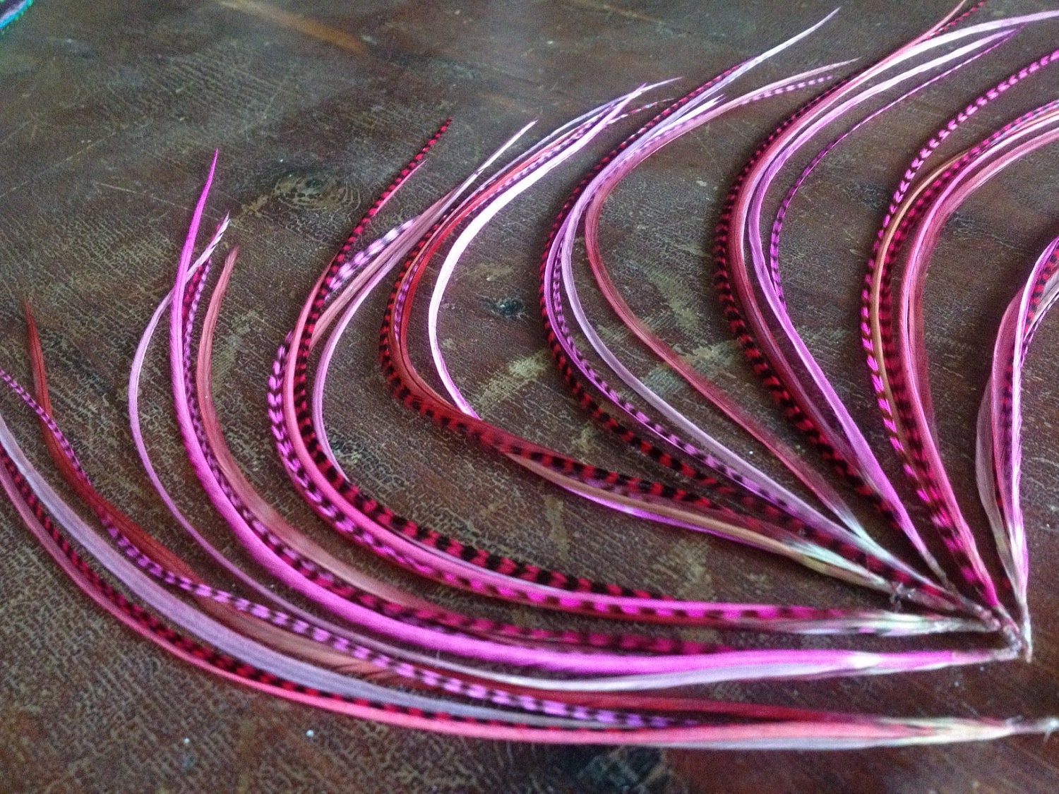 Long Valentines Pink Feather Hair Extensions 5 Long Hair Feathers ...