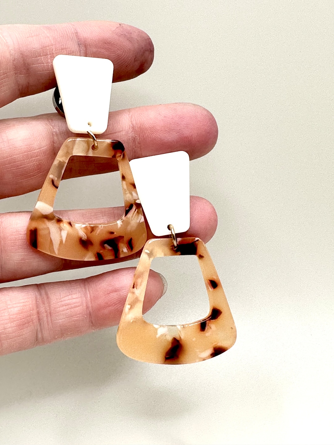 Unique Tortoise Shell Dangle Plugs, Modern Style Ear Plug Earrings 14g ...