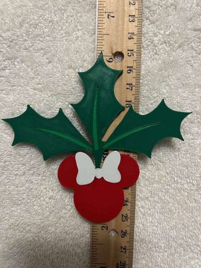 Disney-inspired Mickey & Minnie Holly Berry Magnet Set - Etsy Canada