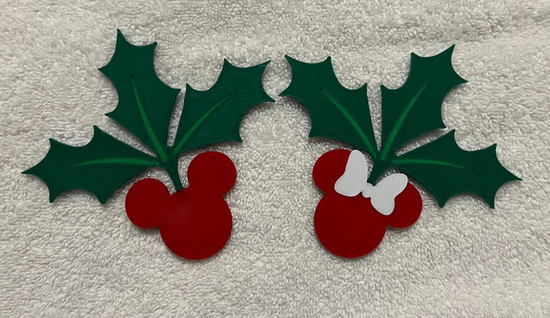 Disney-inspired Mickey & Minnie Holly Berry Magnet Set - Etsy Canada