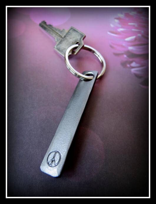 PEACE SIGN KEYCHAIN Personalized Option Available Peace - Etsy Canada