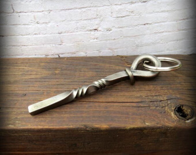 HAND FORGED KEYCHAIN With Double Twist by Naz - Etsy