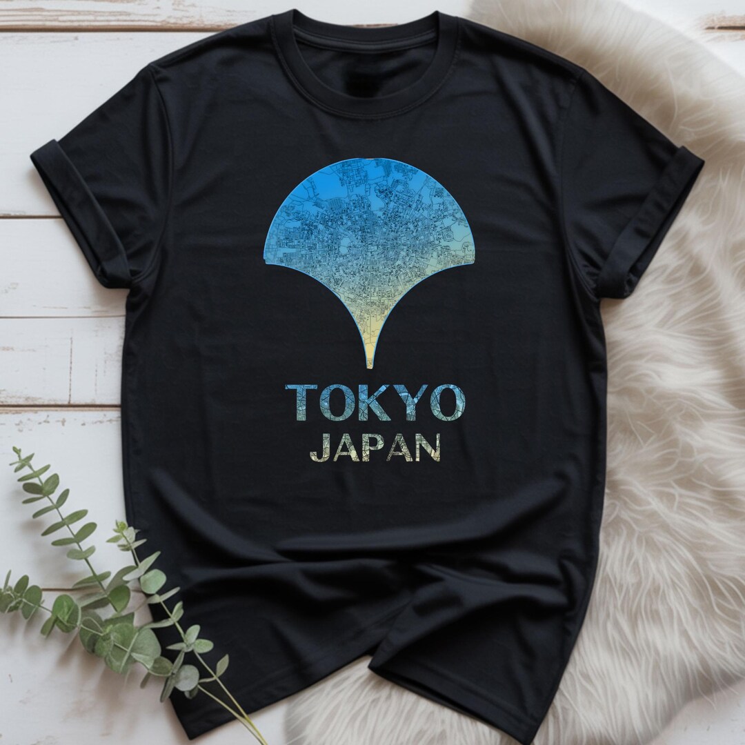 Blue Ginkgo Leaf Tokyo Japan T-shirt | Japan Travel Tee - Etsy