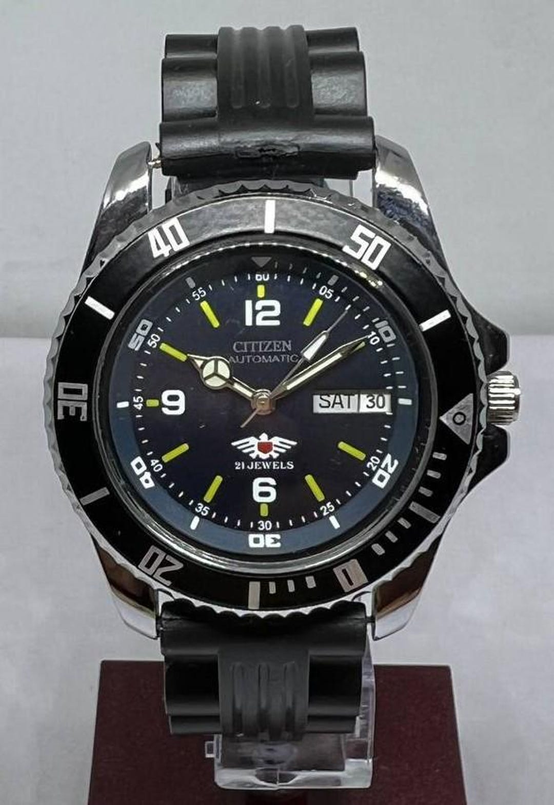 Automatic Refurbished Vintage Rotating Bezel Black Dial Day/date Men's ...