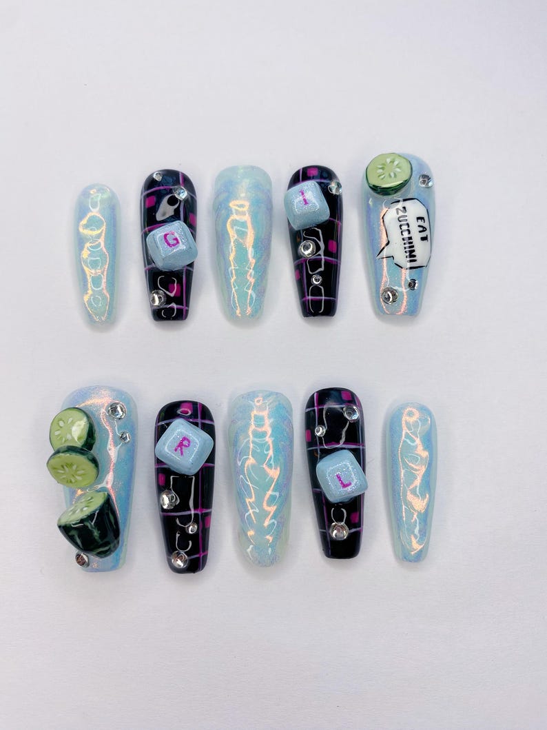 Press on NAILS KATSEYE "internet Girl" - Etsy