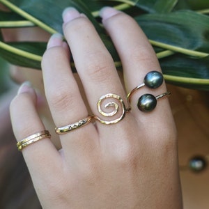 Double Tahitian Pearl Wrap Ring, Gold Hammered Band, Genuine Pearls ...
