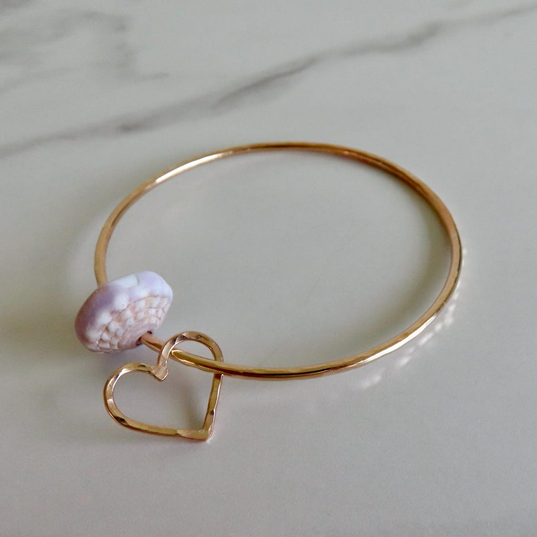 Hawaiian Puka Shell Bangle, Gold Hammered Heart, Hawaii Beach Jewelry ...