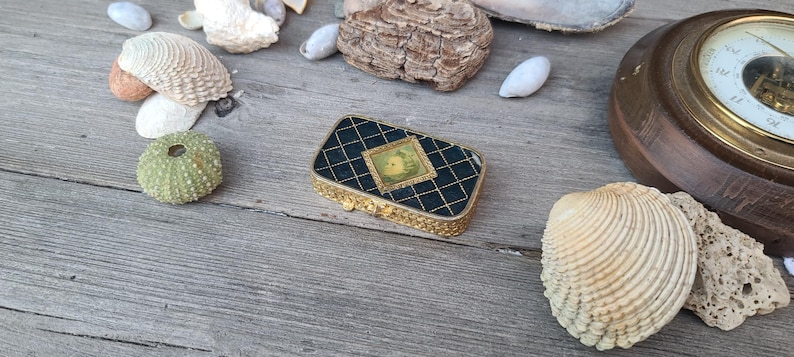 Vintage Estée Lauder Solid Perfume Compact 1973 • Cobalt Blue Enamel ...