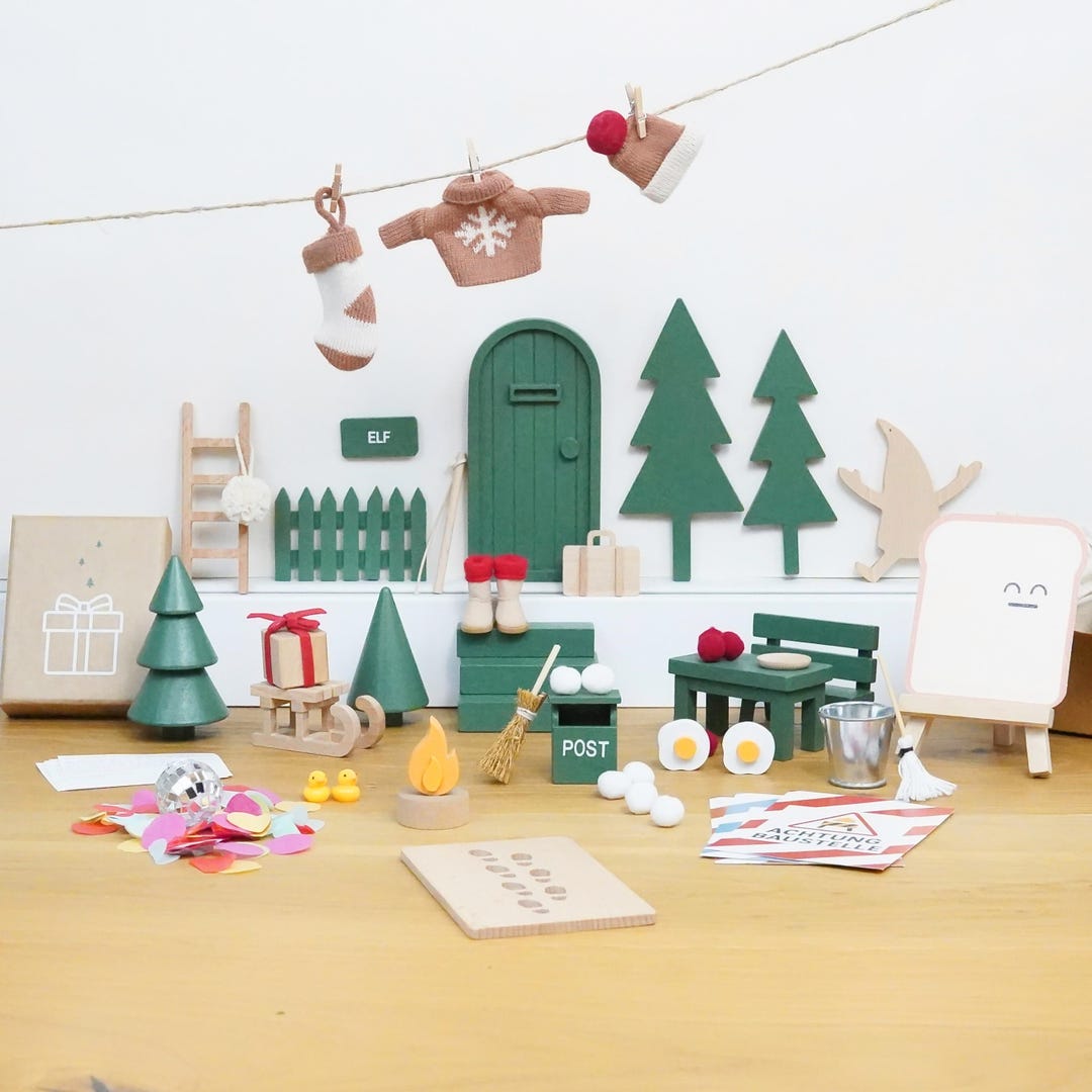 Gnome Door Set & 26 Gnome Pranks | Gnome Set for Children | Christmas ...