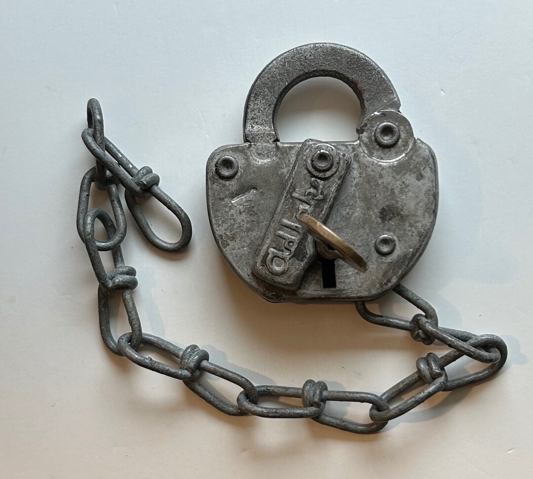 Old Chicago and North Western Railroad Steel Padlock With Brass Key - Etsy