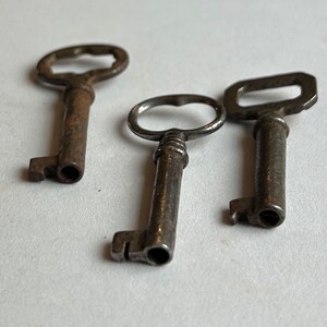Three Antique Iron Hollow Barrel Keys - Etsy