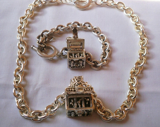 Vintage Trinity of Angels Necklace and Bracelet - Etsy