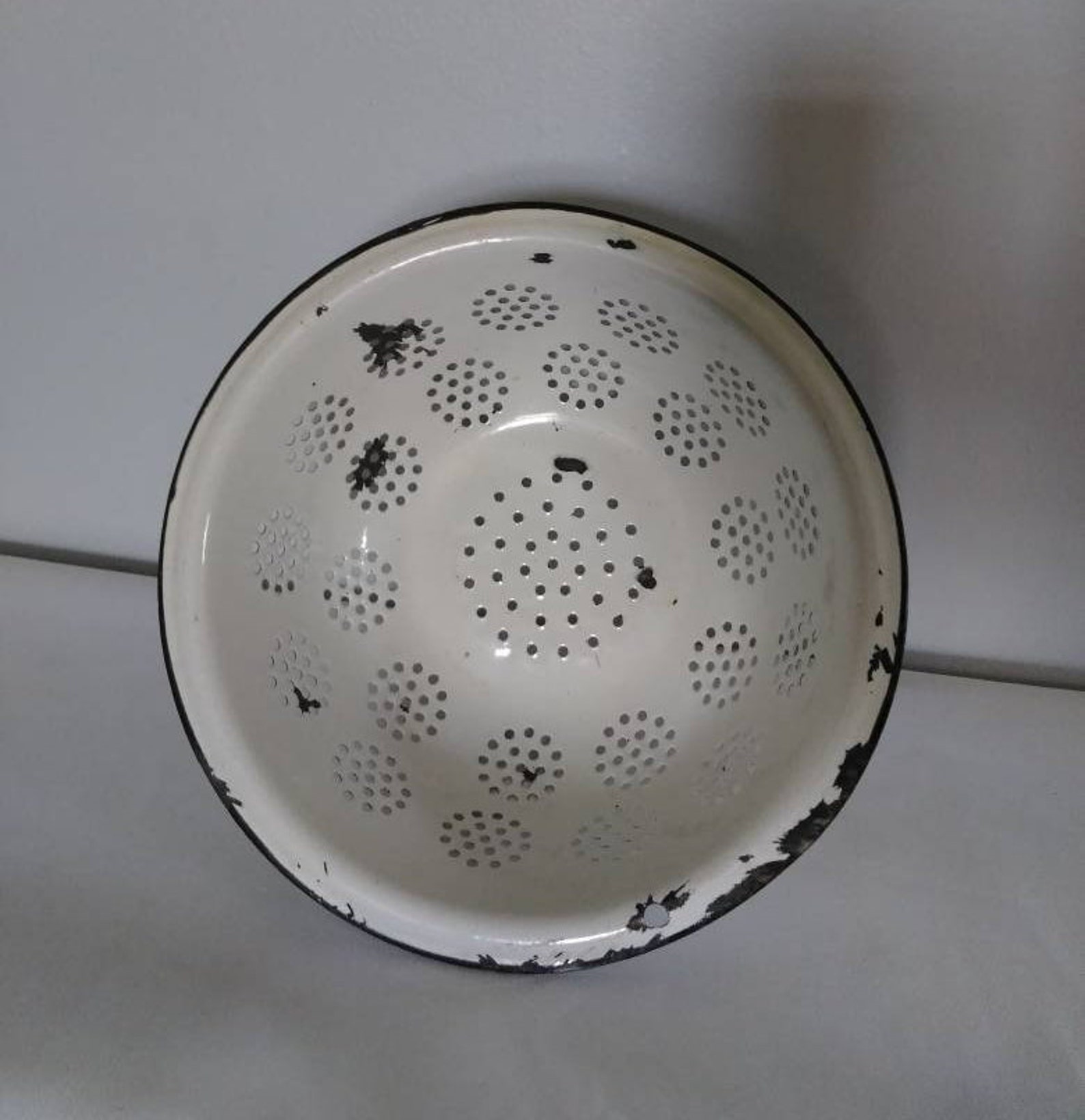 Vintage Enamel Colander Strainer - Etsy