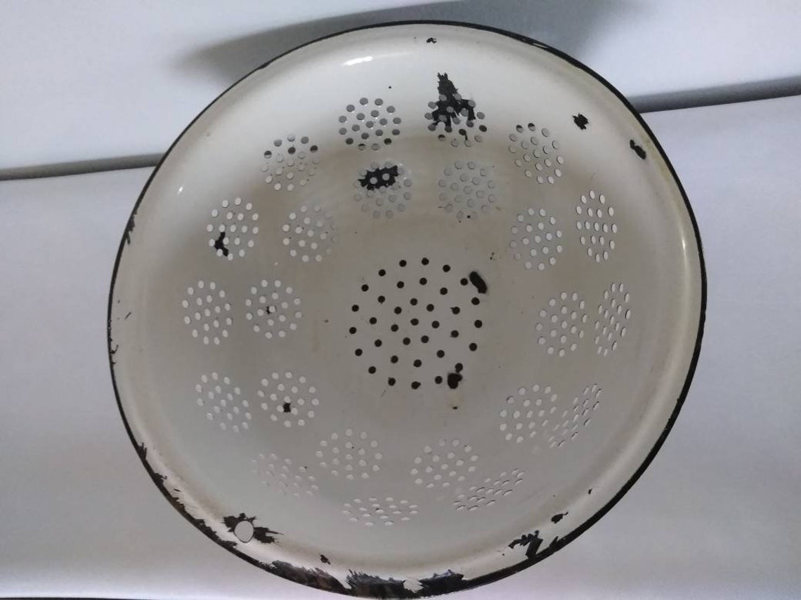 Vintage Enamel Colander Strainer | Etsy