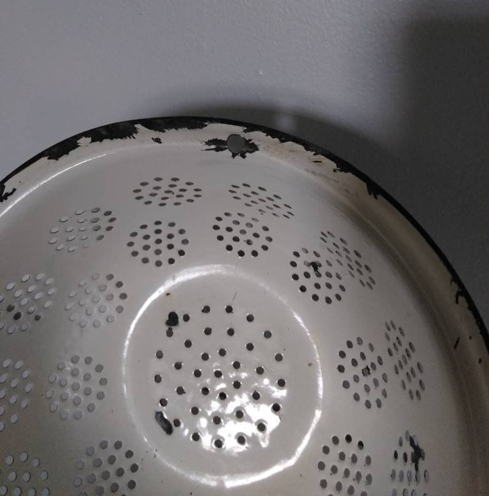 Vintage Enamel Colander Strainer | Etsy