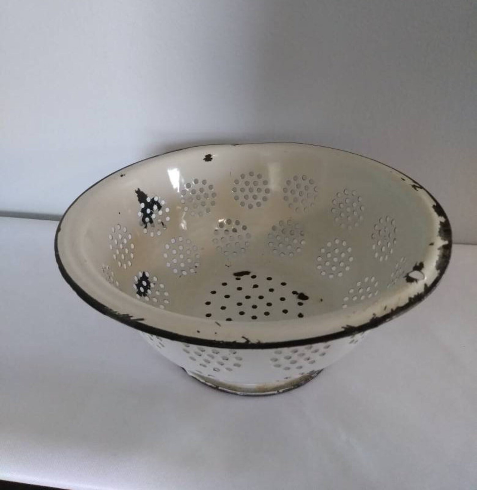 Vintage Enamel Colander Strainer - Etsy