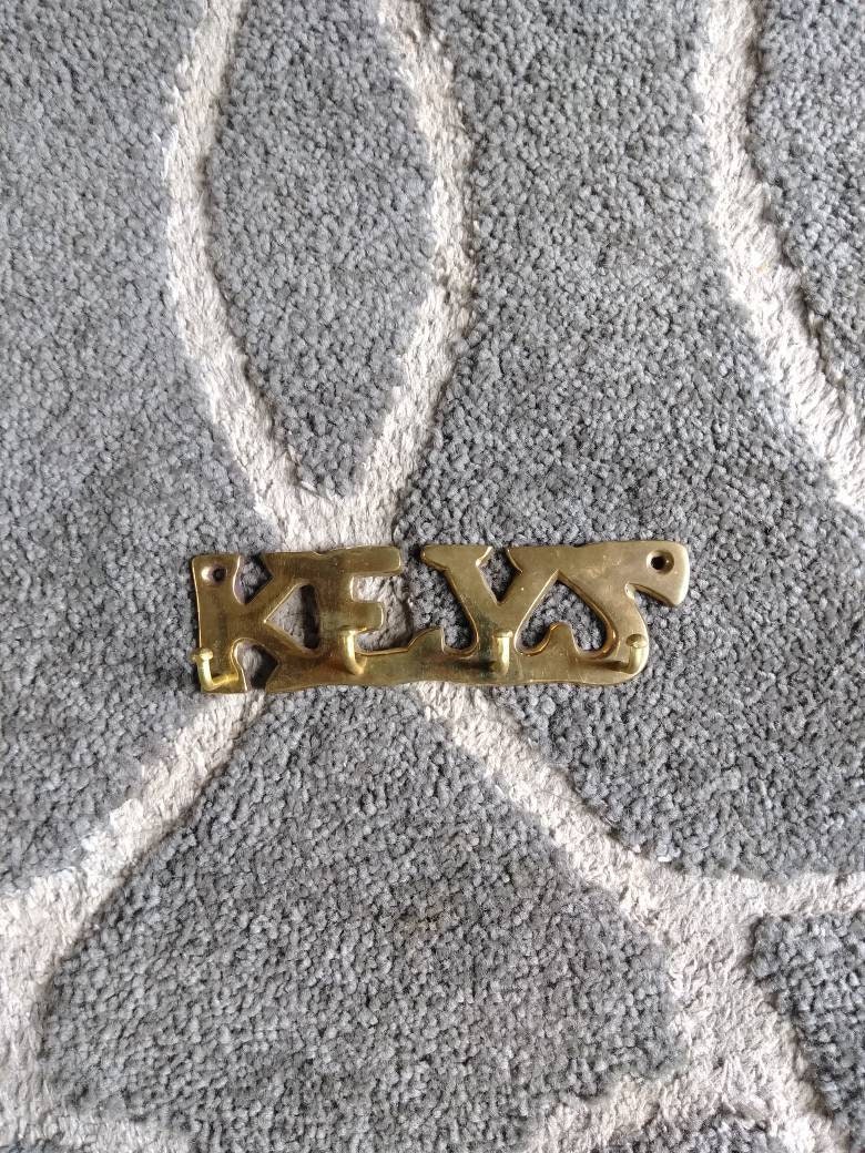 Wall Hanging Key Holder Plaque - Etsy
